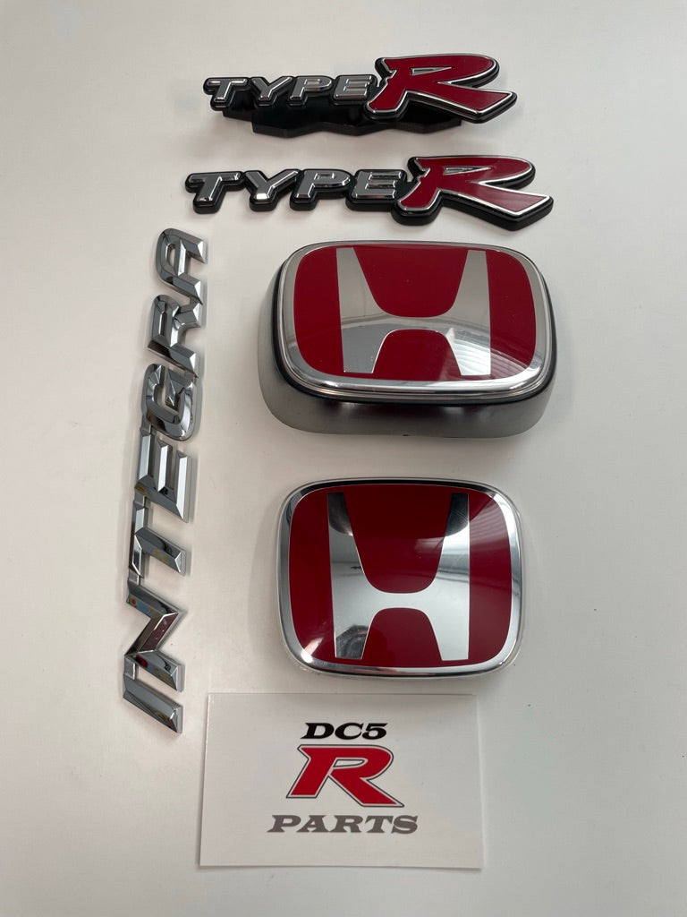 2005/06 Honda Integra Type R Emblem Kit - USED – DC5R Parts LLC