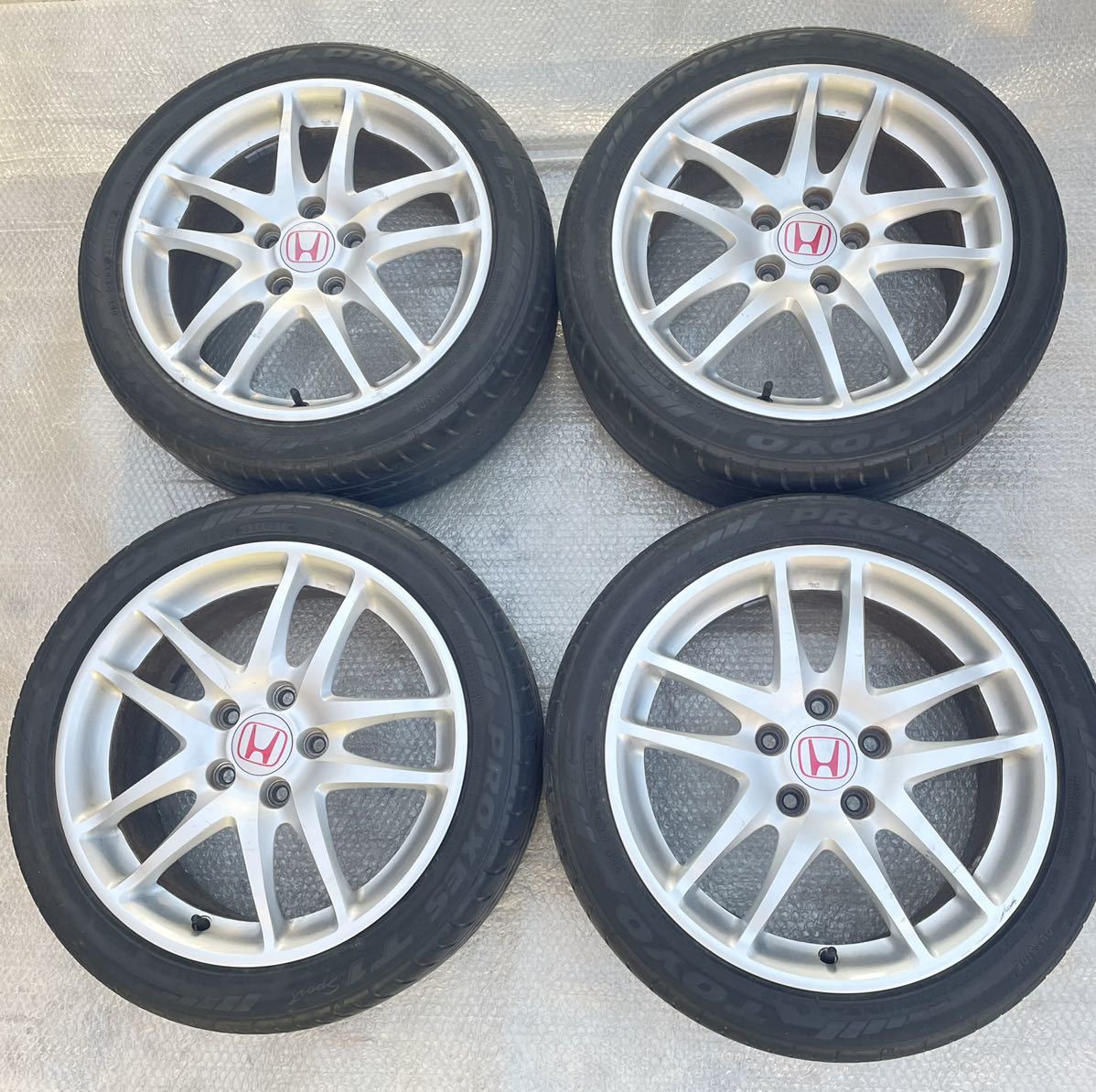 Honda Integra Type R DC5 OEM 17" Wheels (Silver) - DISCOUNTED – DC5R ...